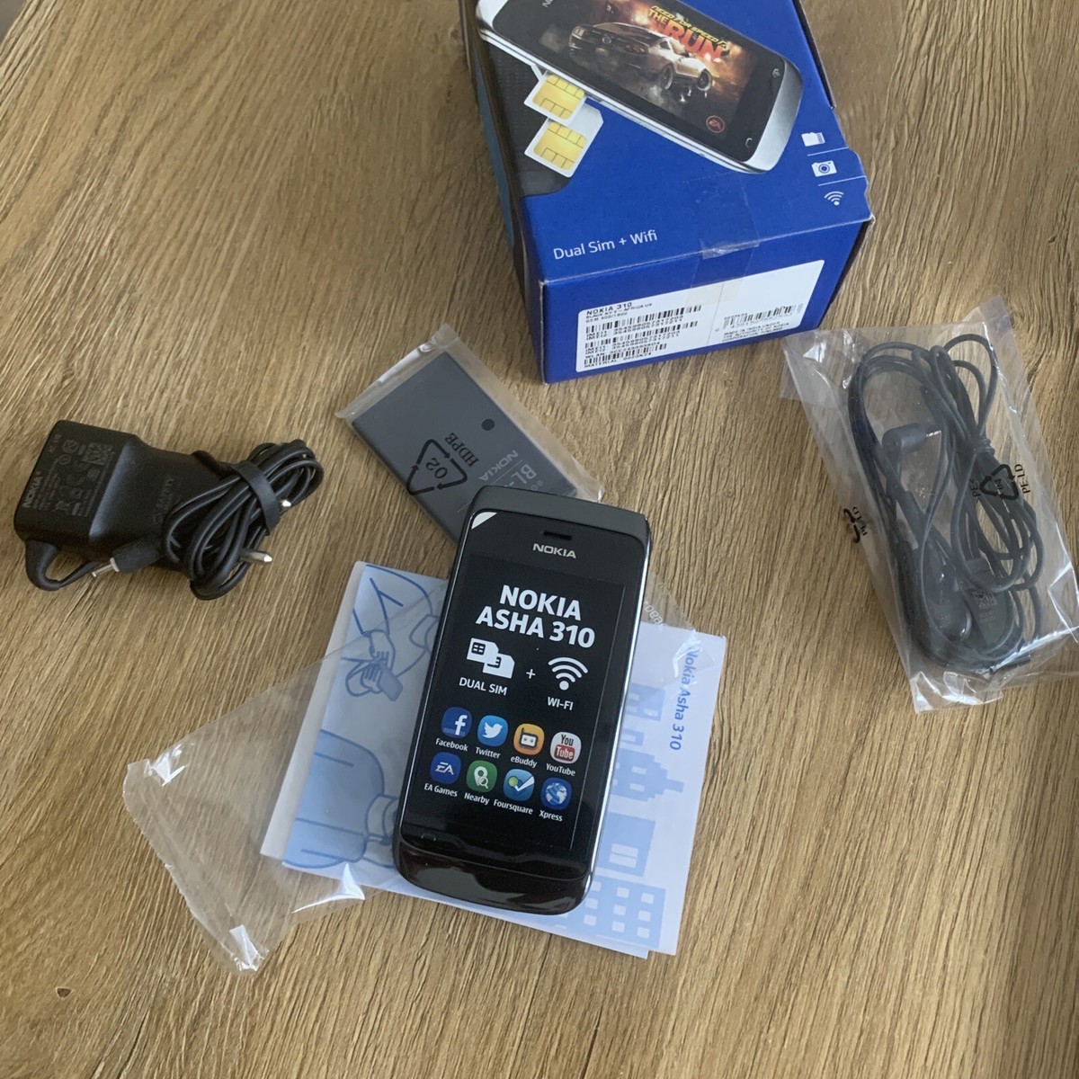 Nokia Asha 310 Specification