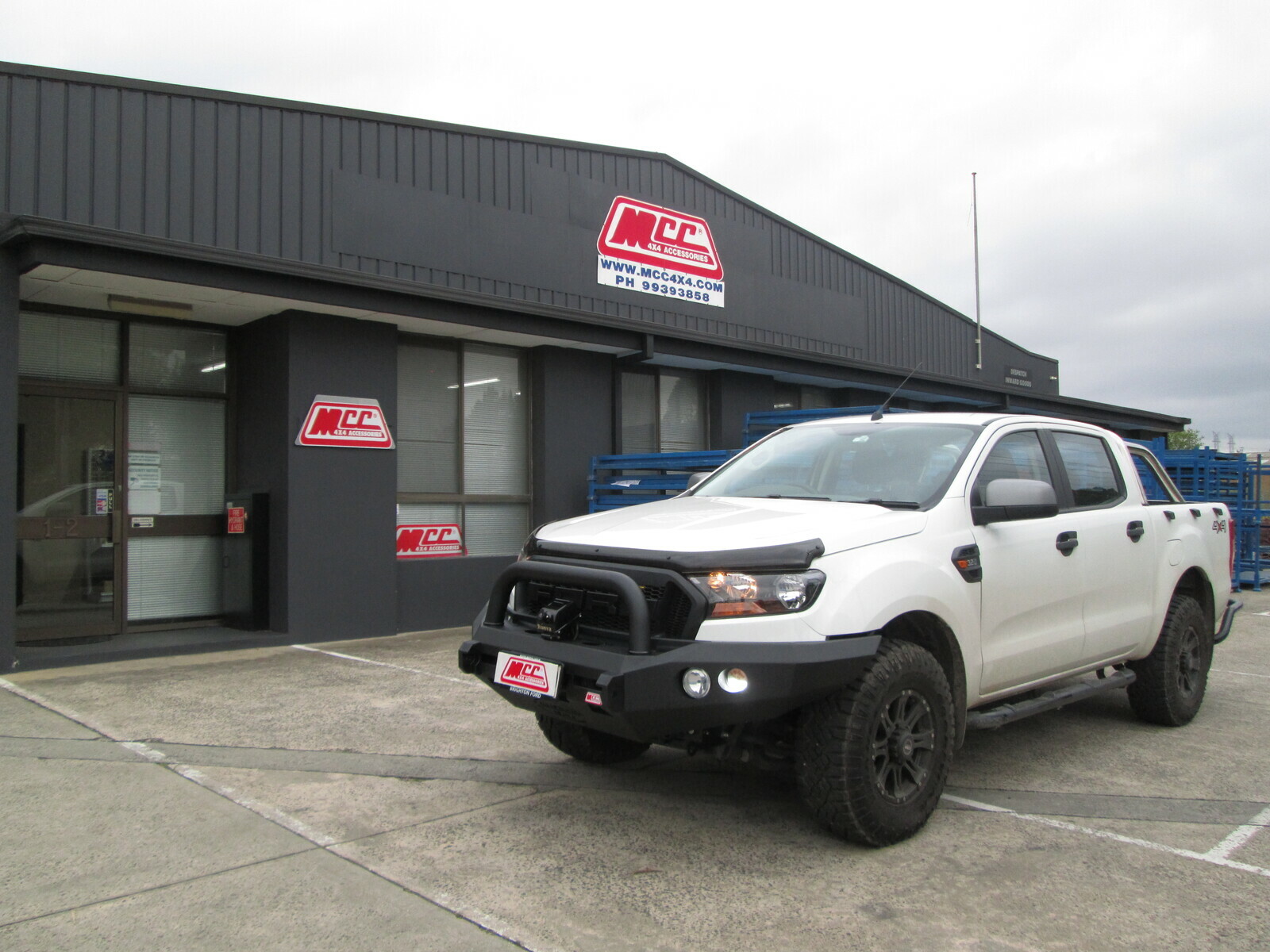 MCC ROCKER 3 LOOP BULLBAR | eBay