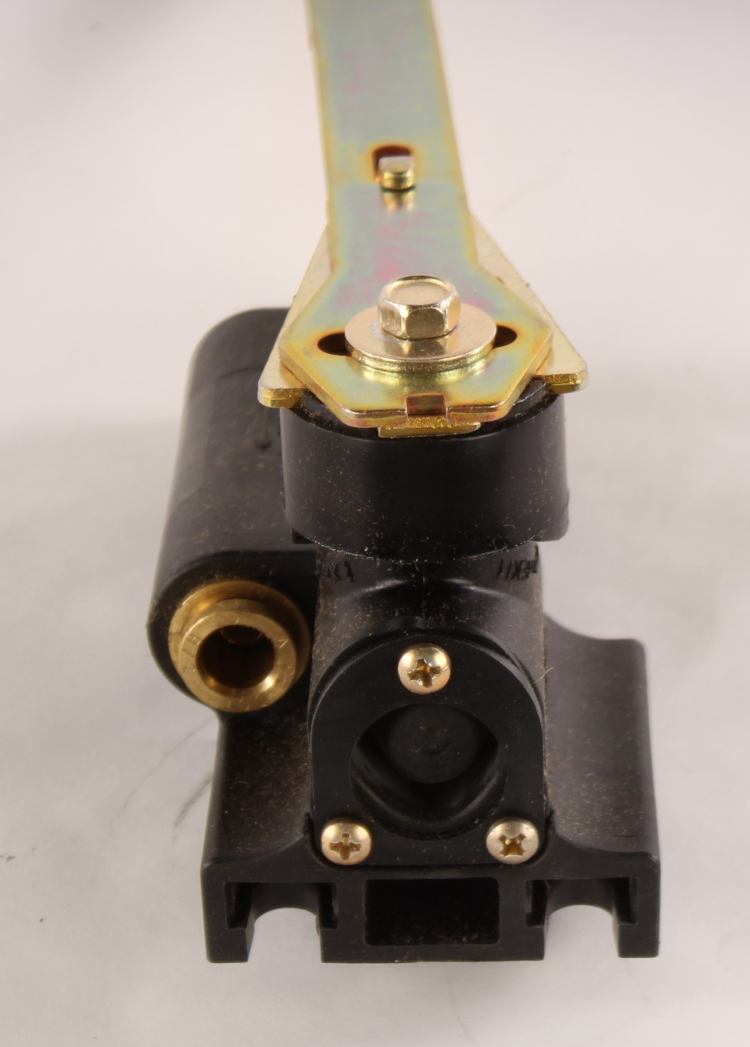 H01500VN Hadley Height Control Valve Non Dump Configuration | eBay