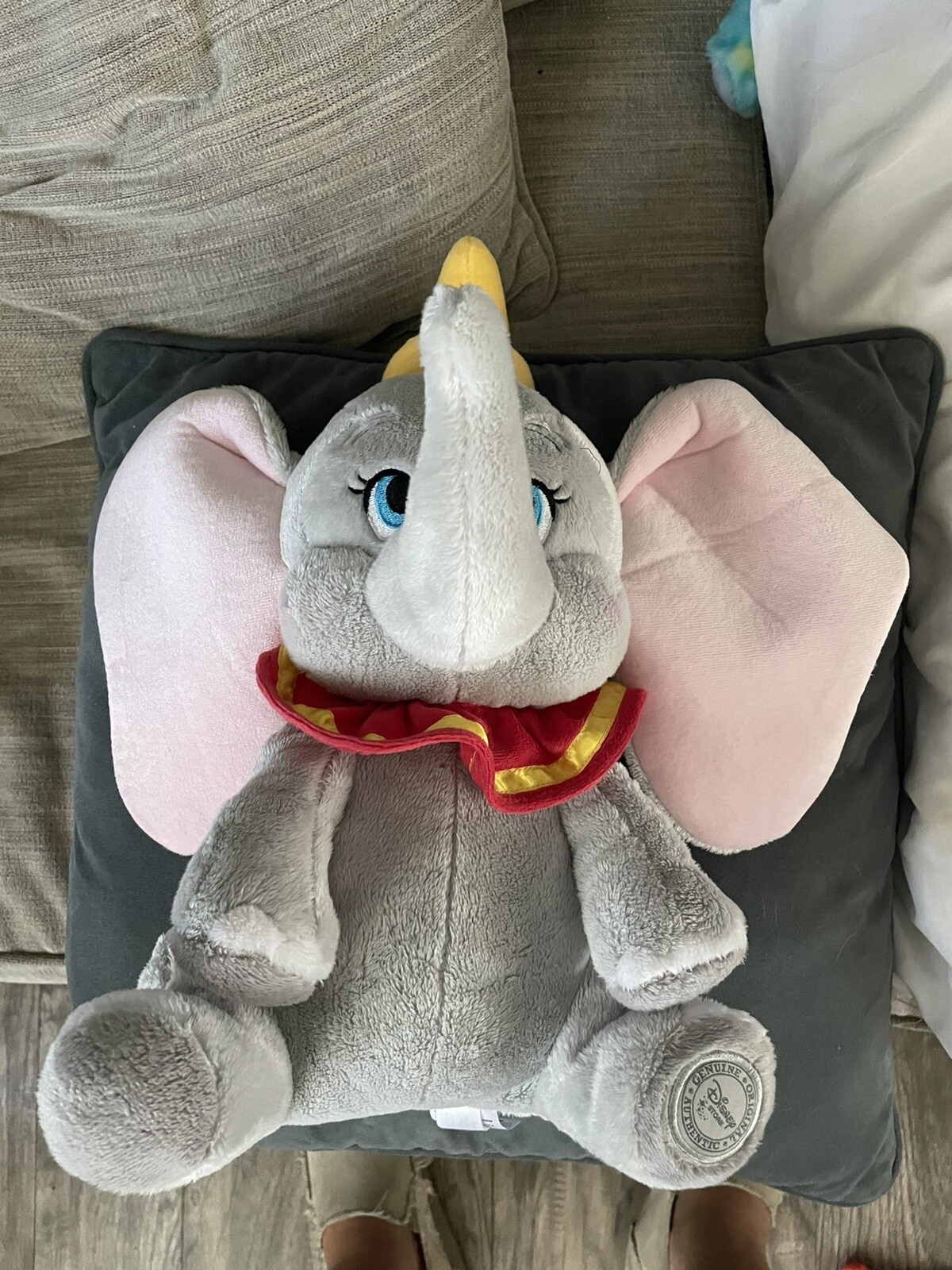 Disney Store Dumbo Plush Stuffed Animal | Walt Disney Dumbo Plush 12 ...