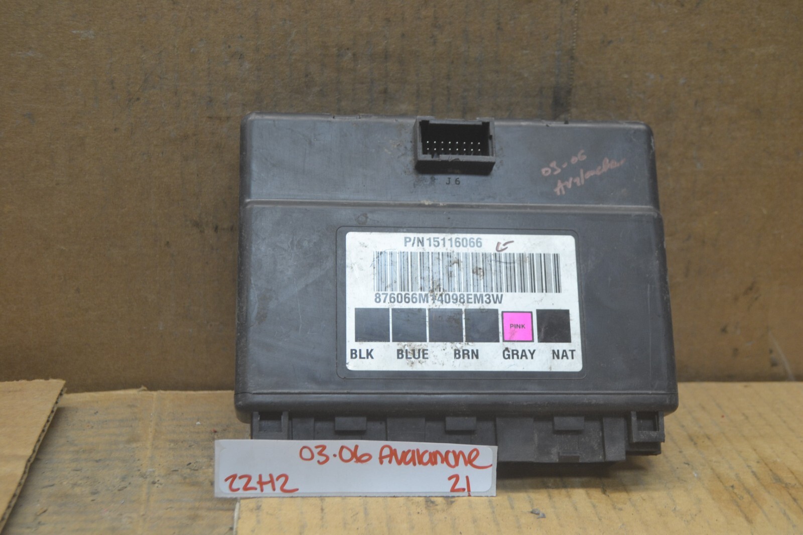 2003-2006 Chevrolet Avalanche Body Control Unit BCM 15116066 Module 21 ...
