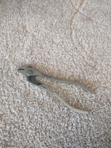 Channellock #424 1/2-Inch Jaw Capacity 4-1/2-Inch Tongue and Groove ...