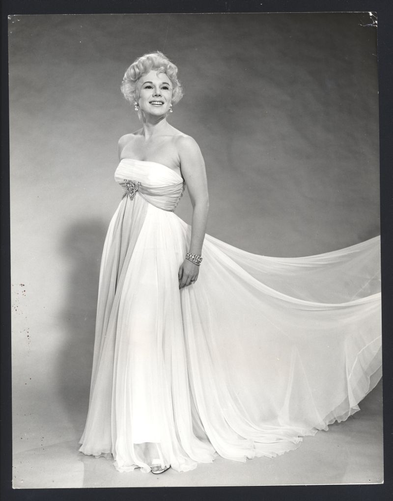 Eva Gabor Biography