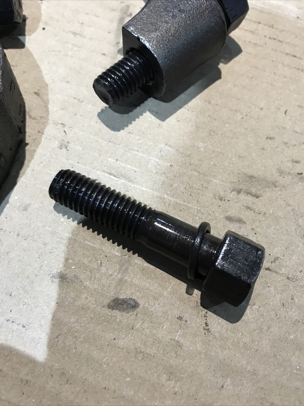 Salisbury 4HA Axle Differential Bearing Caps 2HA-011 & Bolts 6144 8B-NC ...