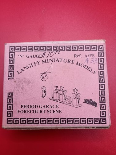 LANGLEY MINIATURE MODELS N GARAGE FORECOURT GAS PUMPS TIRE RACK AIR ...