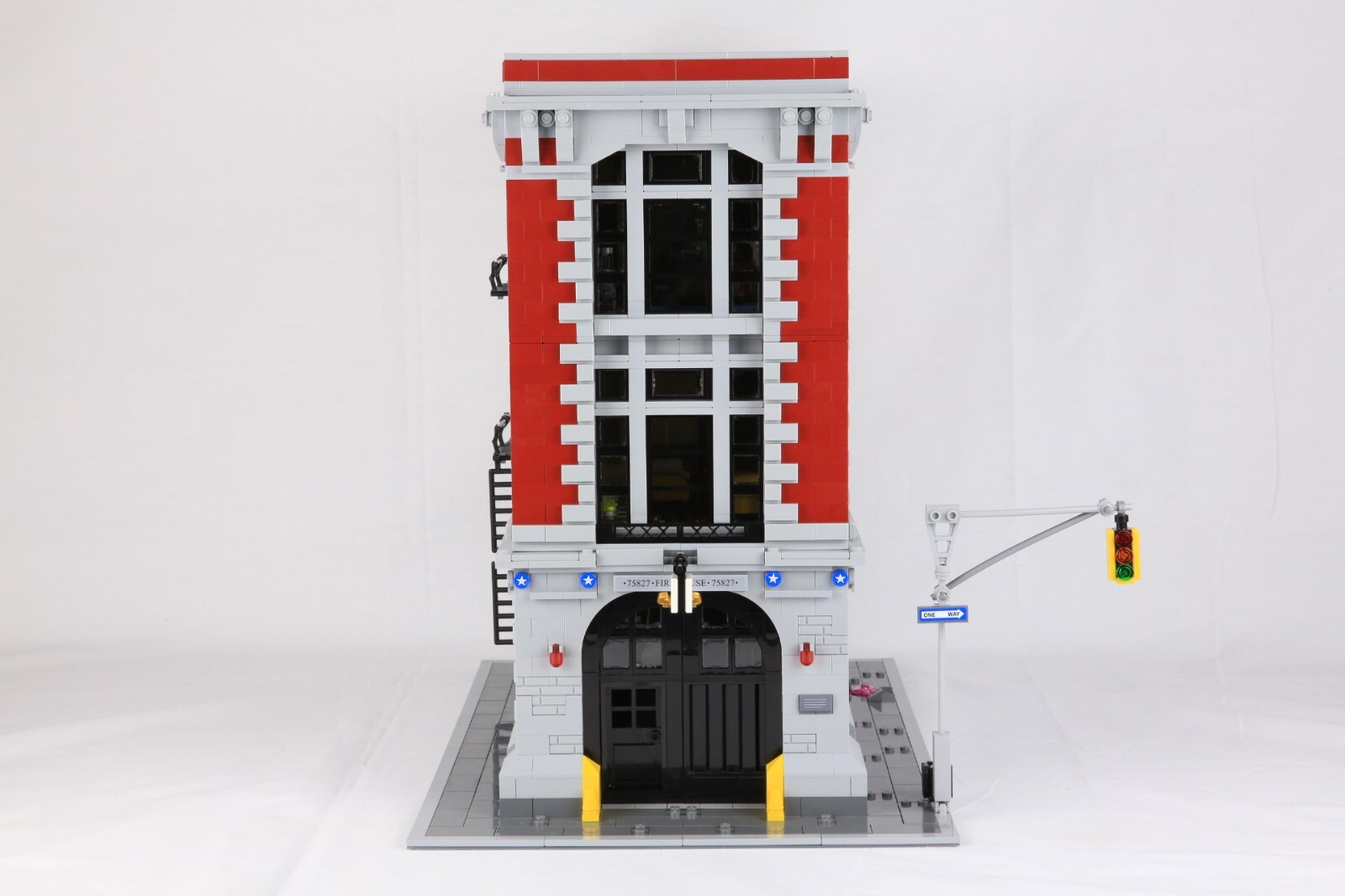 NEW DIY Firehouse Headquarters Set Building Bricks Set 75827 pcs 4702 ...