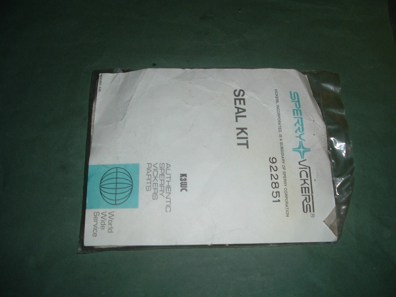 VICKERS HYDRAULIC....922851 SEAL KIT.......SPERRY...... NEW FACTORY ...