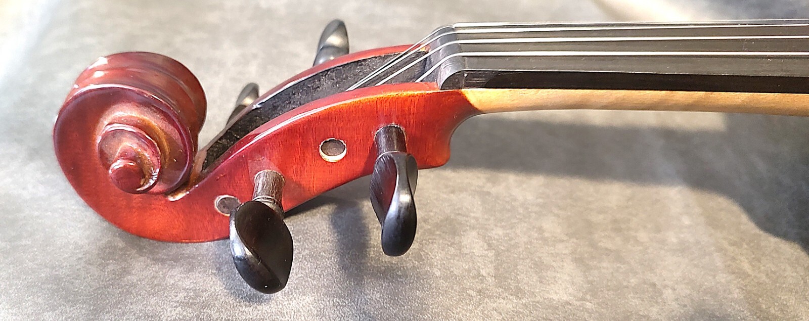 Borg 4/4 Violin, Beautiful Maroon Finish, Premium Case, Bow & Rosin | eBay