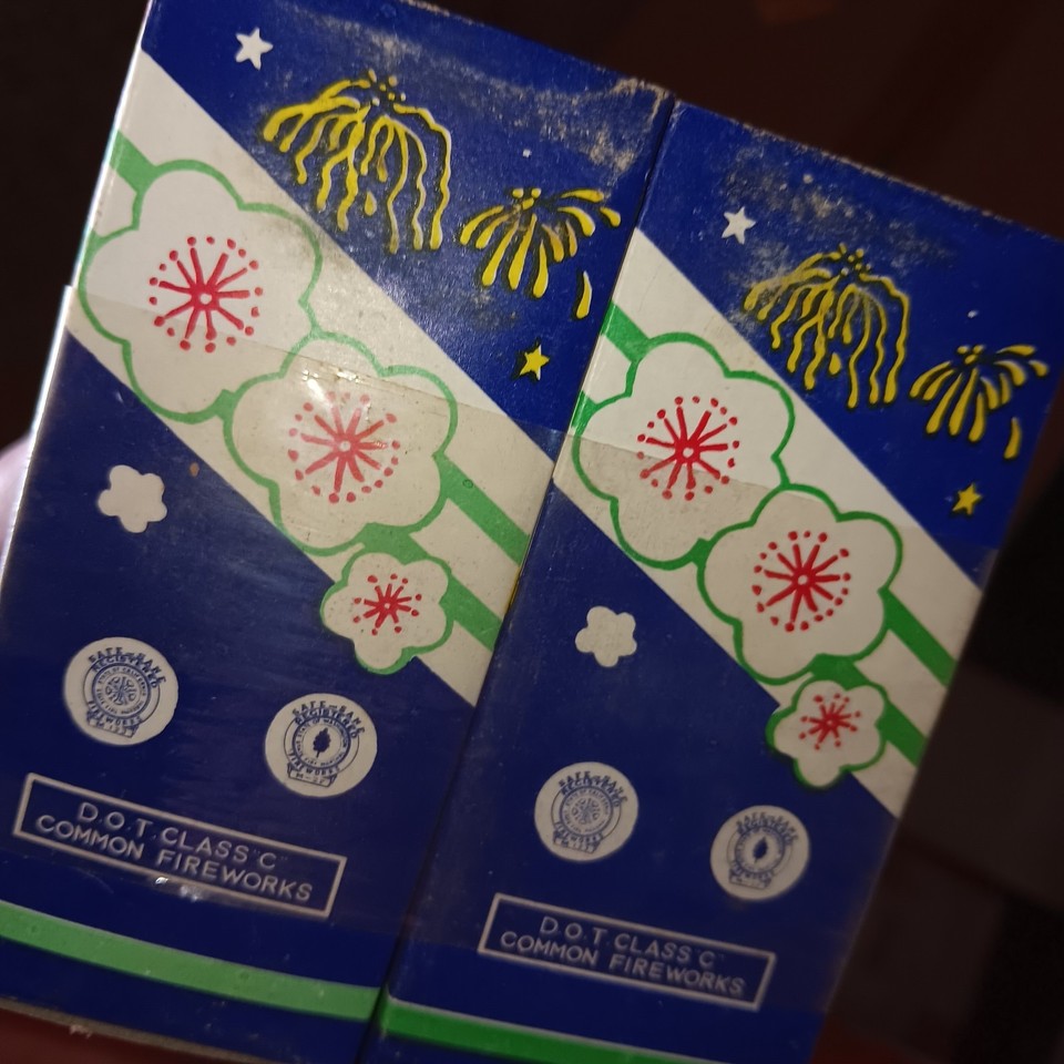 Vintage Peach Fountain Pack Of 4 Firework Box Collectible Dot | eBay