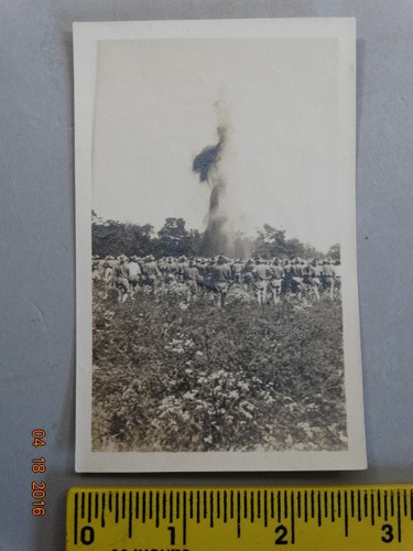 3 Orig WW1 snapshot photos SOLDIERS Trench Diggers Bomb Explosion Group ...