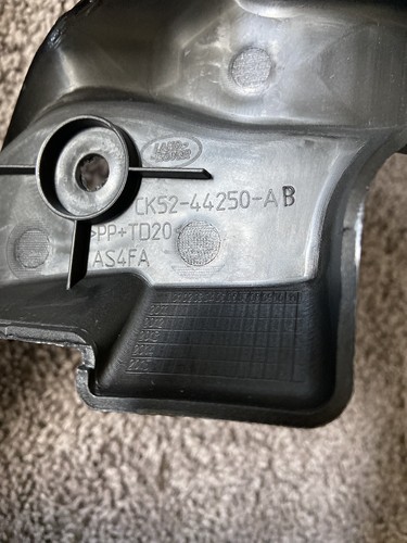 LAND RANGE ROVER RH RIGHT TAILGATE HINGE COVER LR036764 13 14 15 16 17 ...