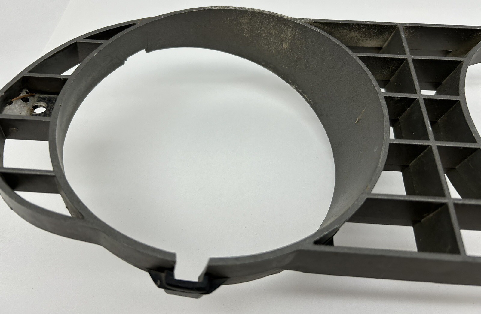 1971 Ford Torino Ranchero Driver Side / LH Split Grille Insert D1OZ ...