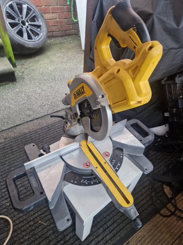 Dewalt DCS777 54V XR Cordless Flexvolt Mitre Chop Saw | eBay