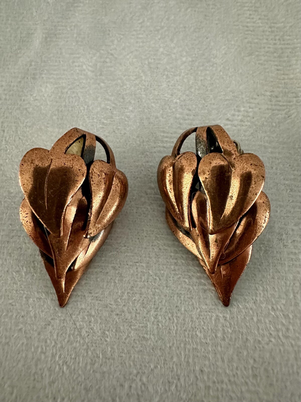 Vintage Jerry Fels "Renoir" Copper Stylized Leaf Earr… - Gem