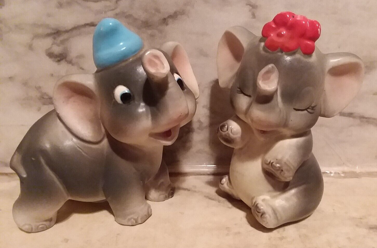 Vntg Anthropomorphic Baby Boy & Girl ELEPHANT Salt Pepper Shaker Set ...