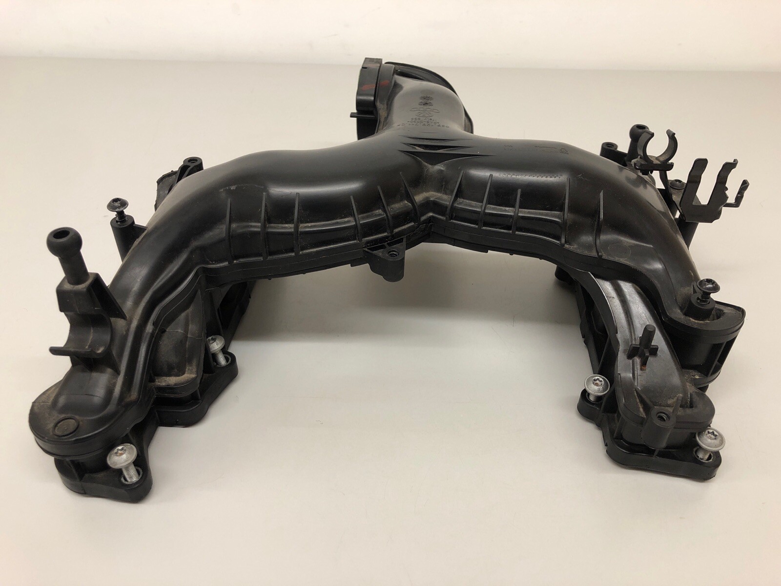 VW TOUAREG 7P intake manifold 059129711CF Touareg Audi Volkswagen ...
