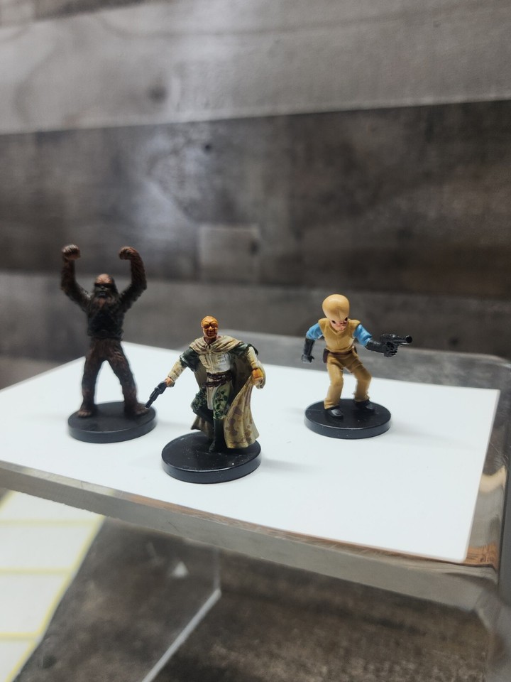 star wars miniatures LFL & TM Wookie / Dresselian Commando/ Bith Rebel ...