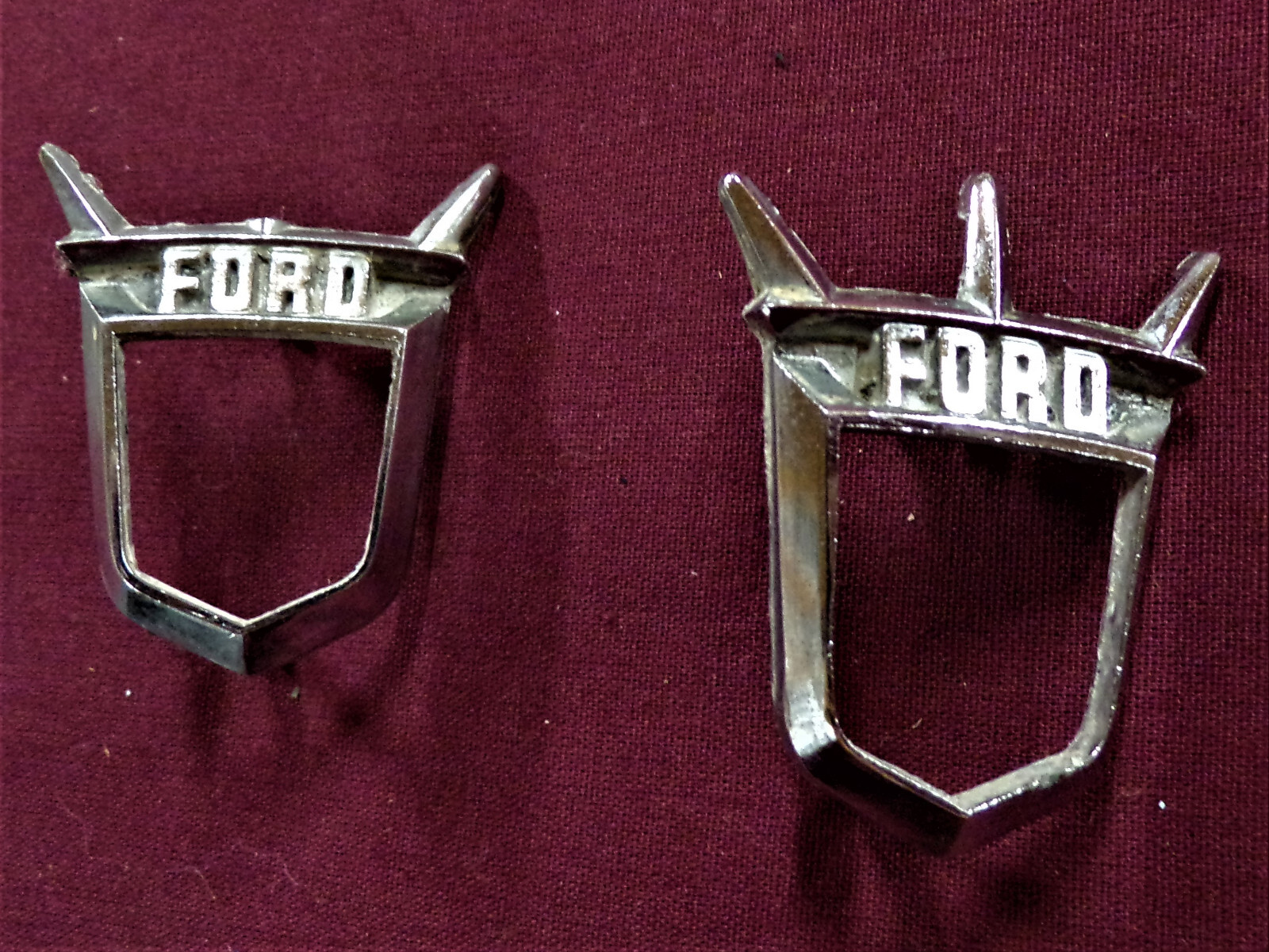 1955 FORD AND 1955 , 1956 THUNDERBIRD USED PAIR OF FENDER EMBLEM ...