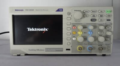 Tektronix TBS1052B Digital Oscilloscope Tested JP | eBay