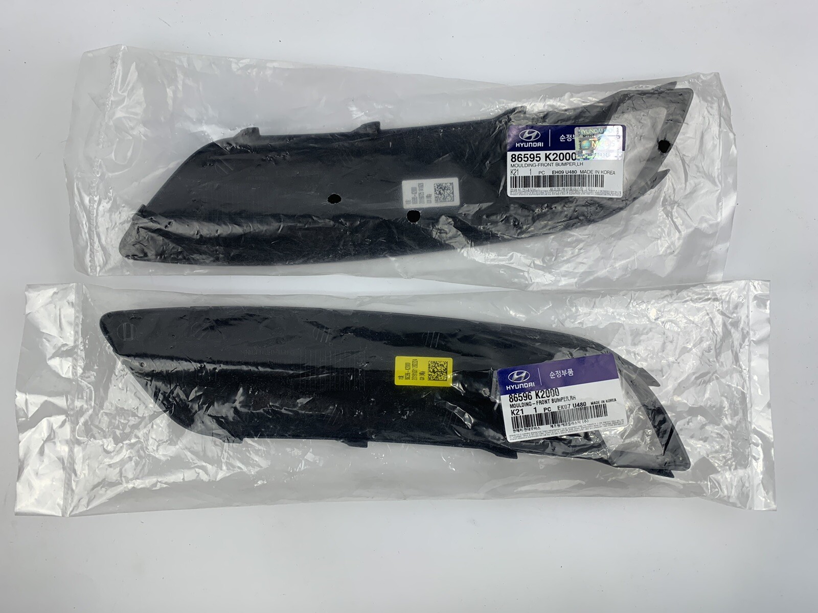 GENUINE Front Bumper Fog Lamp Cover Hyundai Venue 2020 to 2024 OEM Left ...