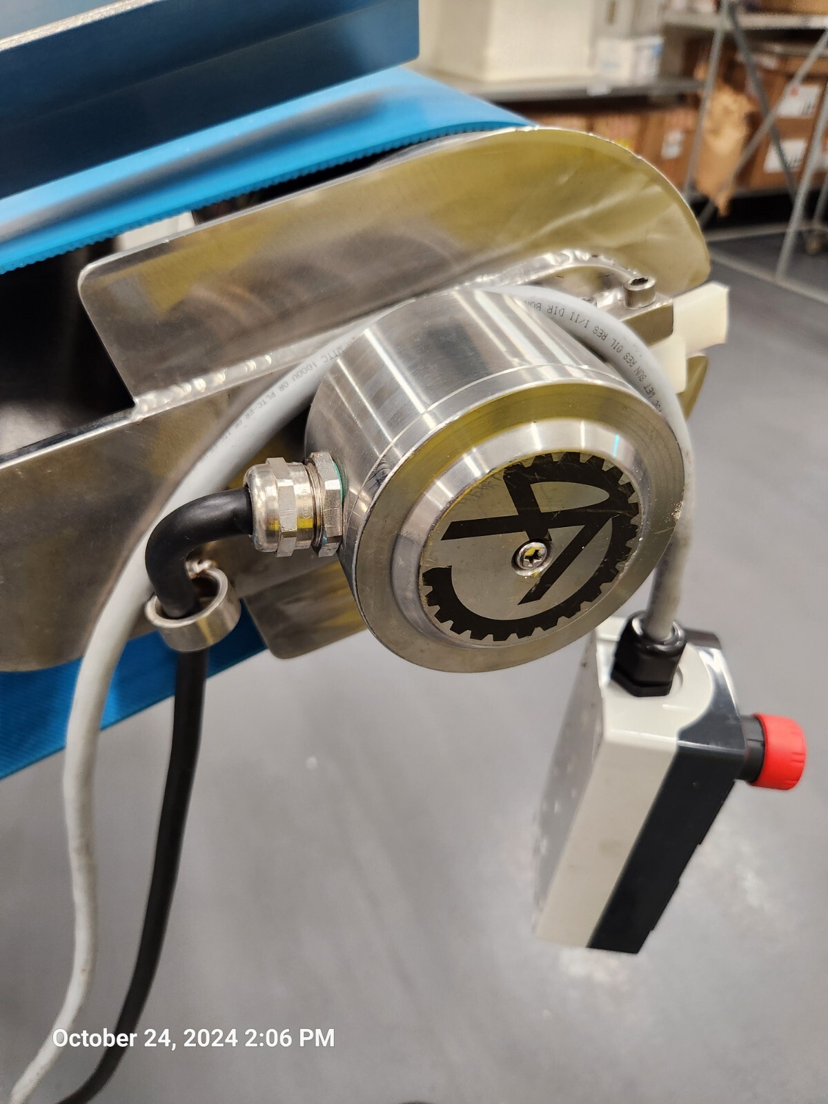 Industrial SS Incline Conveyor, Sani Wash-Down, Drum Motor, Mobile, *W ...