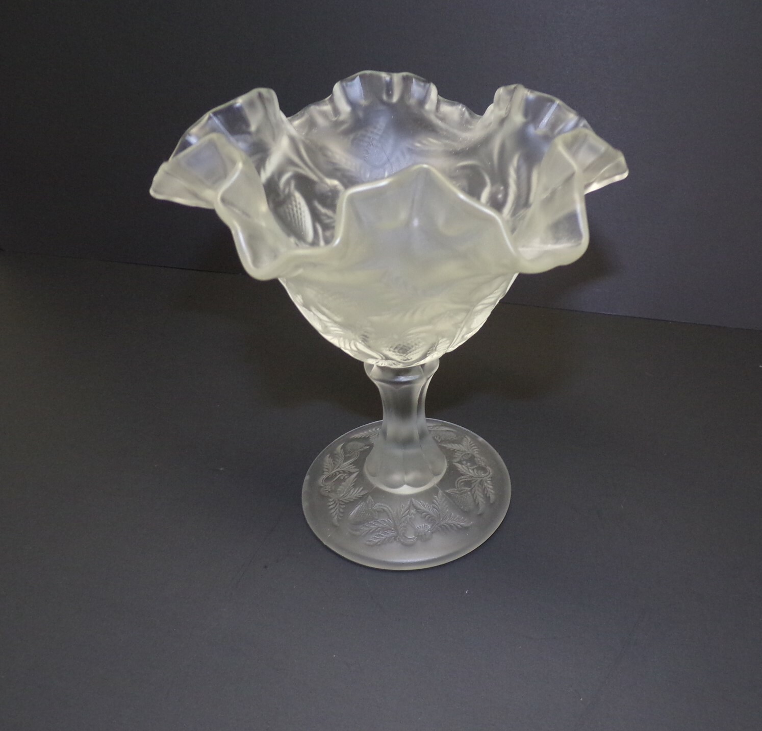 Fenton Dish, Frosted Ruffled Strawberry Pattern, Valentines Gift ...