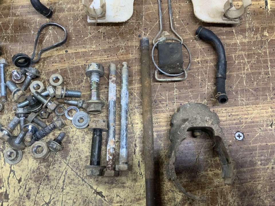 2001 Honda xr70r bolts xr 70 xr70 carb guard parts | eBay