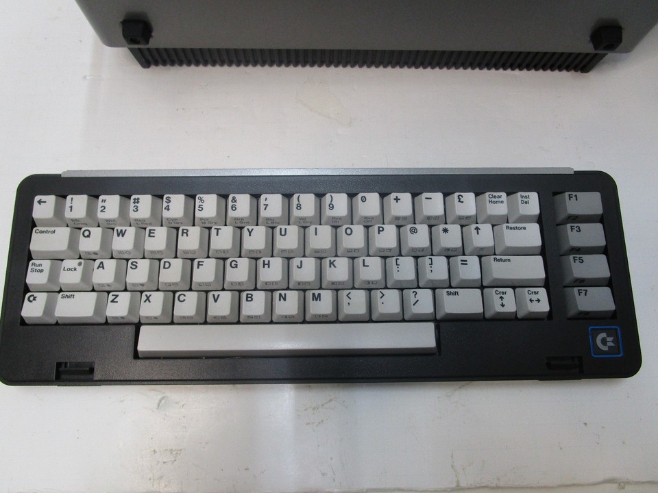 COMMODORE SX-64 COMPUTER HEATSINKS IC CARTRIDGE MODEM TESTED AND ...