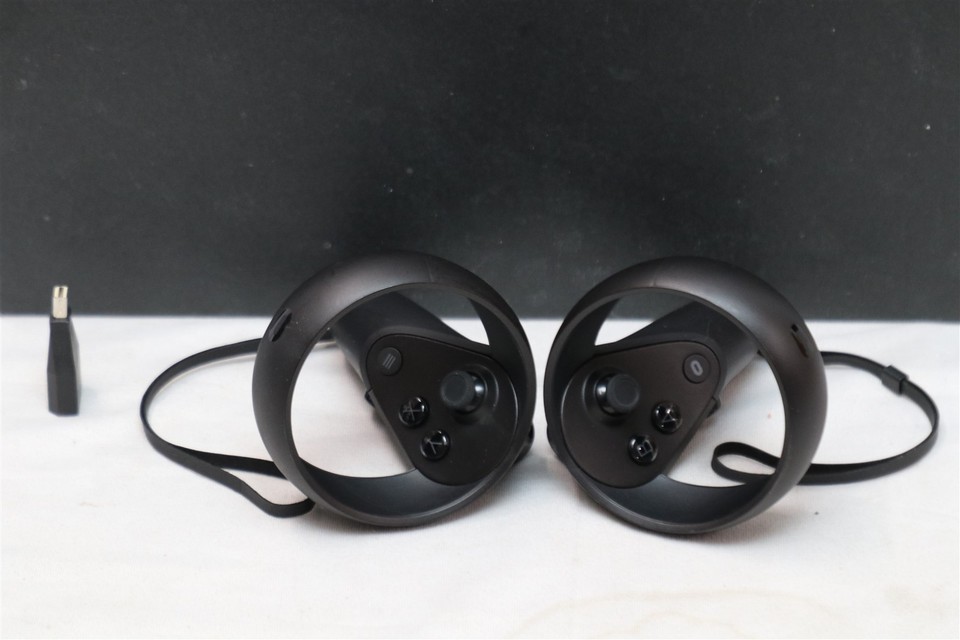 Lenovo Oculus Rift S Virtual Reality Headset with Controllers Black | eBay