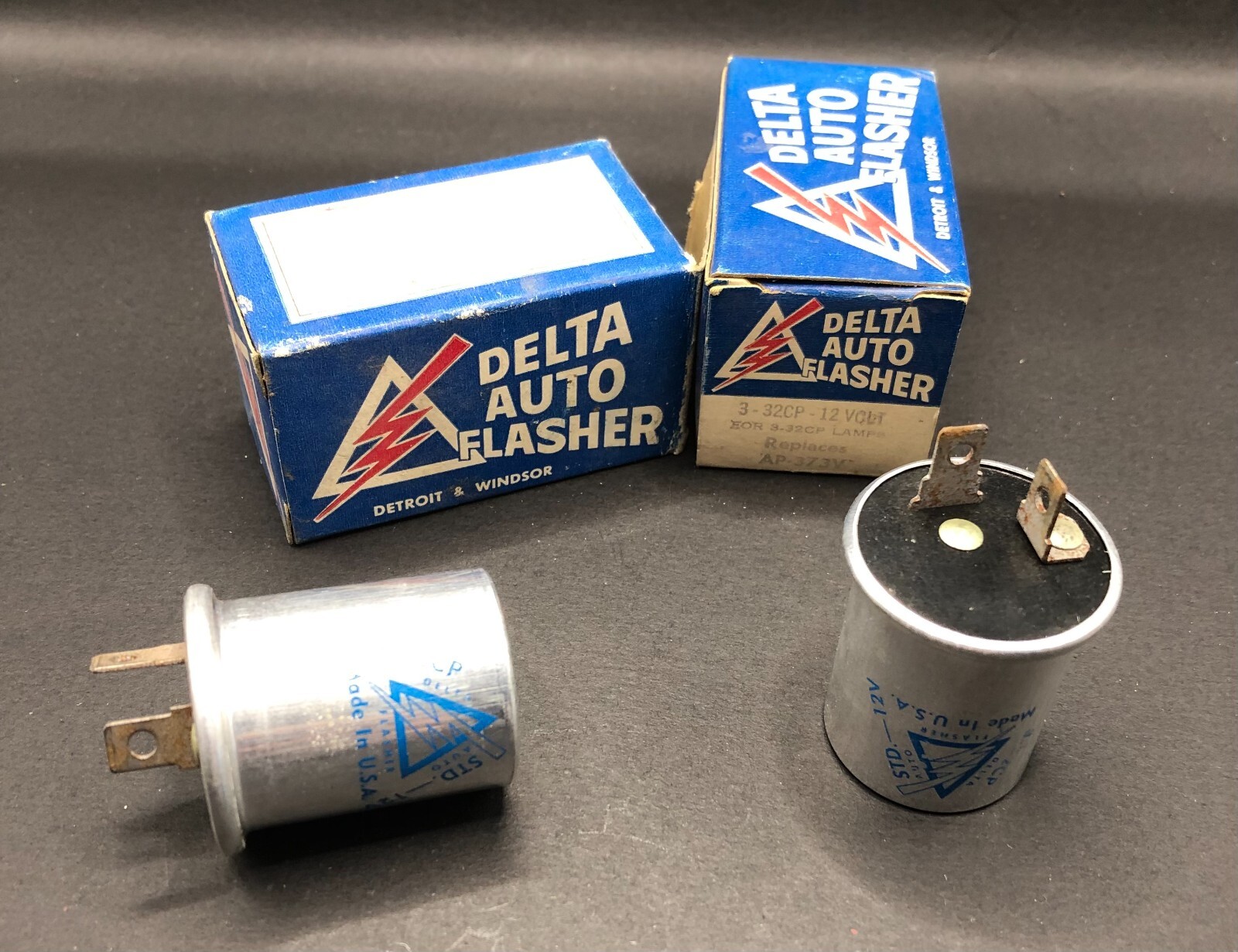 2 - DELTA AUTO FLASHER SIGNAL (AP373V) 2514 12v 3-32CP NOS | eBay