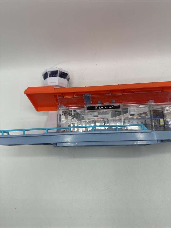 MATCHBOX Airport DEPARTURE TERMINAL Lights Sounds Talking Traffic ...