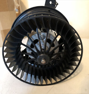 GENUINE INTERNATIONAL NAVISTAR OEM NEW 3542611C2 BLOWER MOTOR | eBay