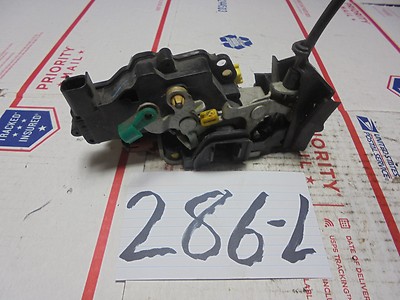 02 03 04 05 Ford Explorer FRONT PASSENGER Side Door Latch Power Lock ...