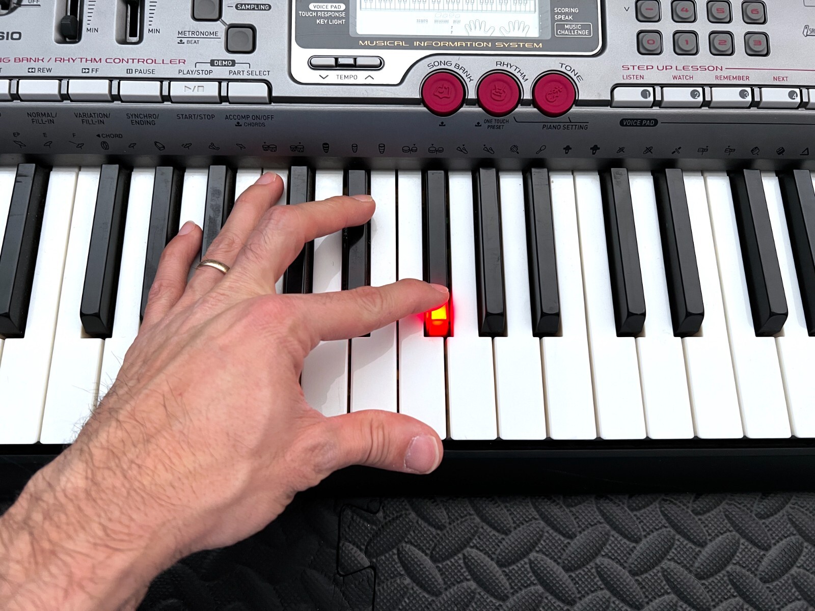 Casio LK-230 Lighted Personal Piano Keyboard 61 Keys Voice Pad NO ...