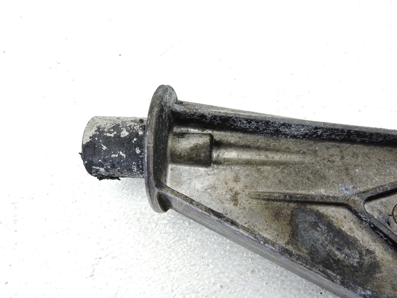 VW MK4 R32 AWD VR6 REAR DIFFERENTIAL CRADLE MOUNT BRACKET FACTORY OEM ...