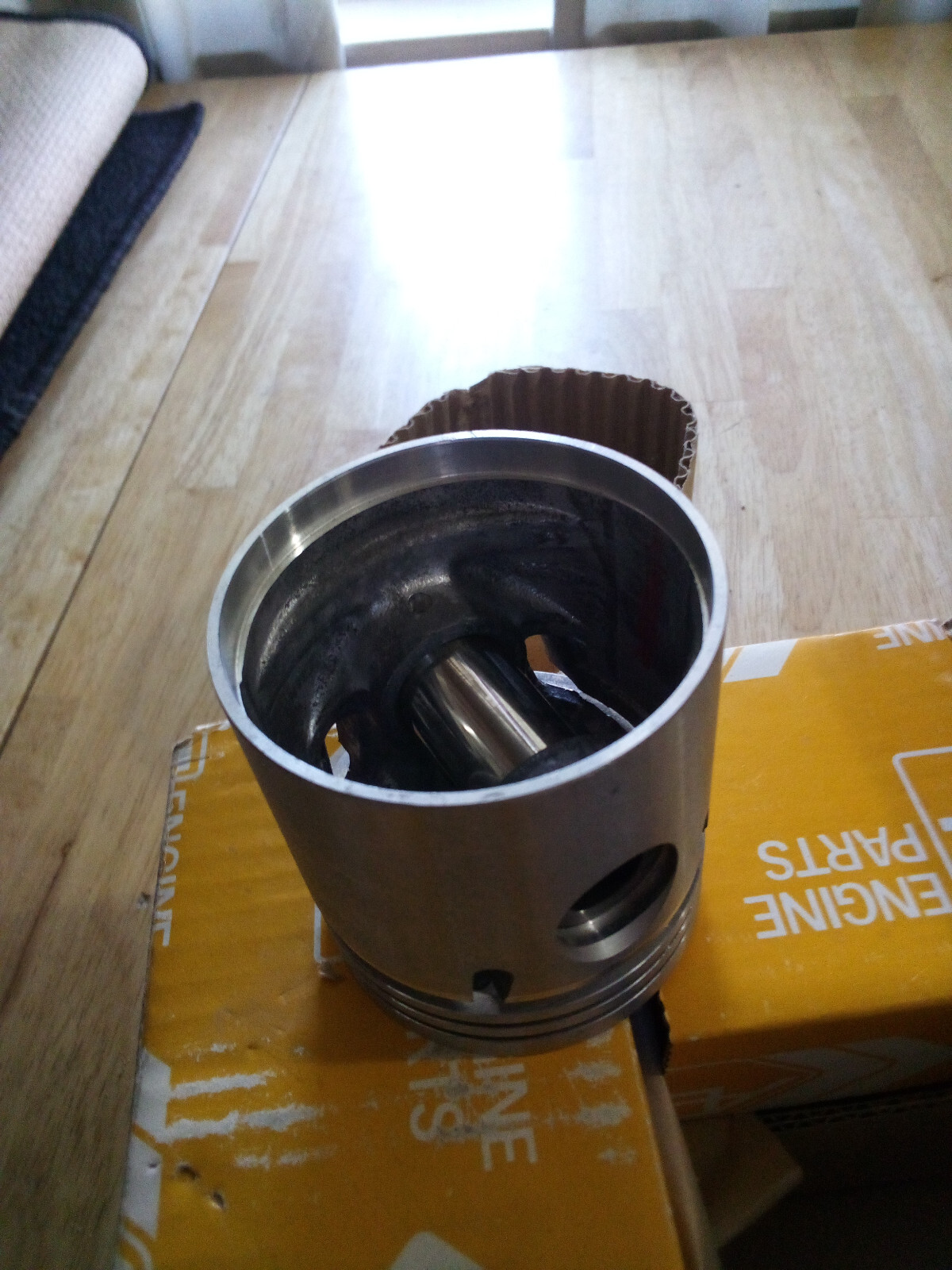 triumph spitfire set of 4 pistons,standard , for 1147cc engine ...