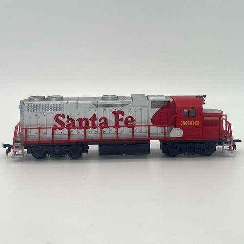 Life Like EMD GP38-2 Santa Fe Red Silver Dummy Roller HO Scale Trainset ...