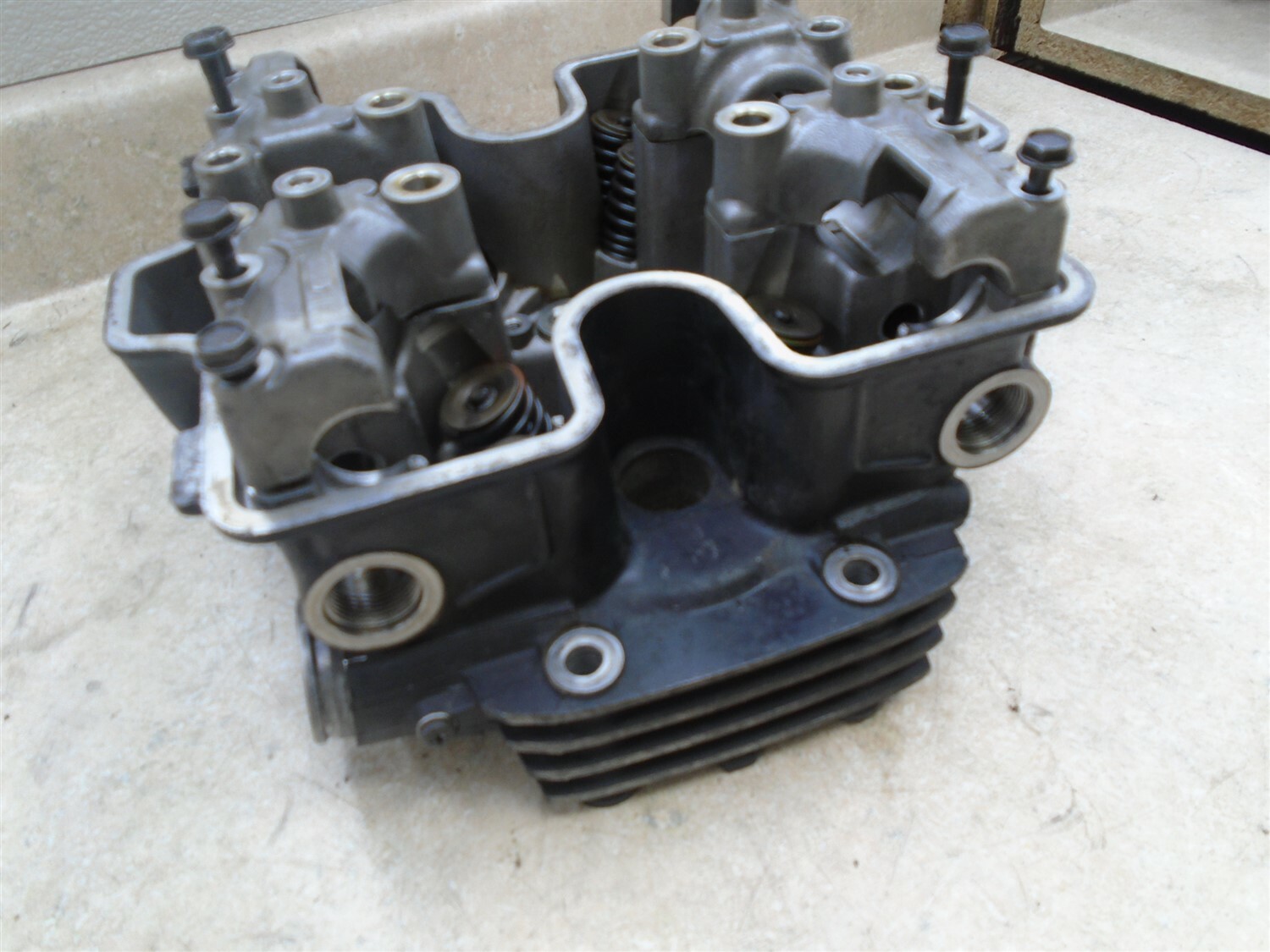 Honda 700 VF SABRE VF700-S VF700S Engine Front Cylinder Head 1984 HB555 ...