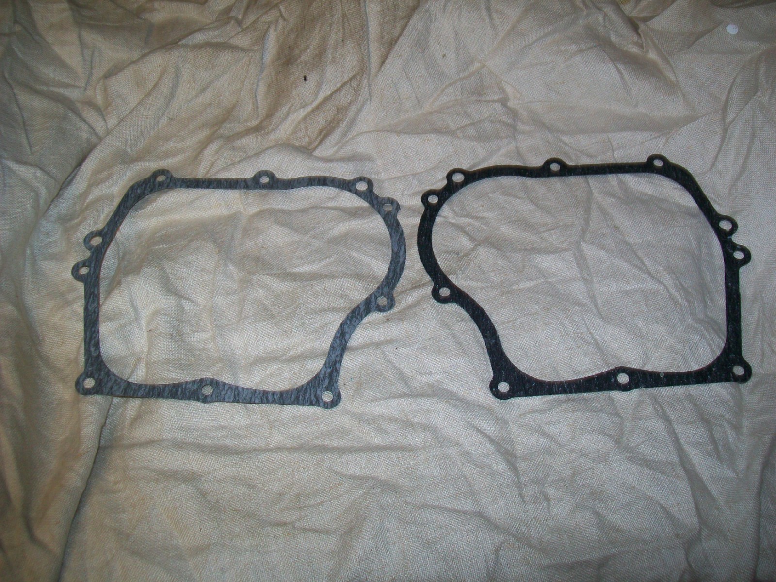 2 of Honda part # 11381-883-000 crankcase gasket fits engine | eBay