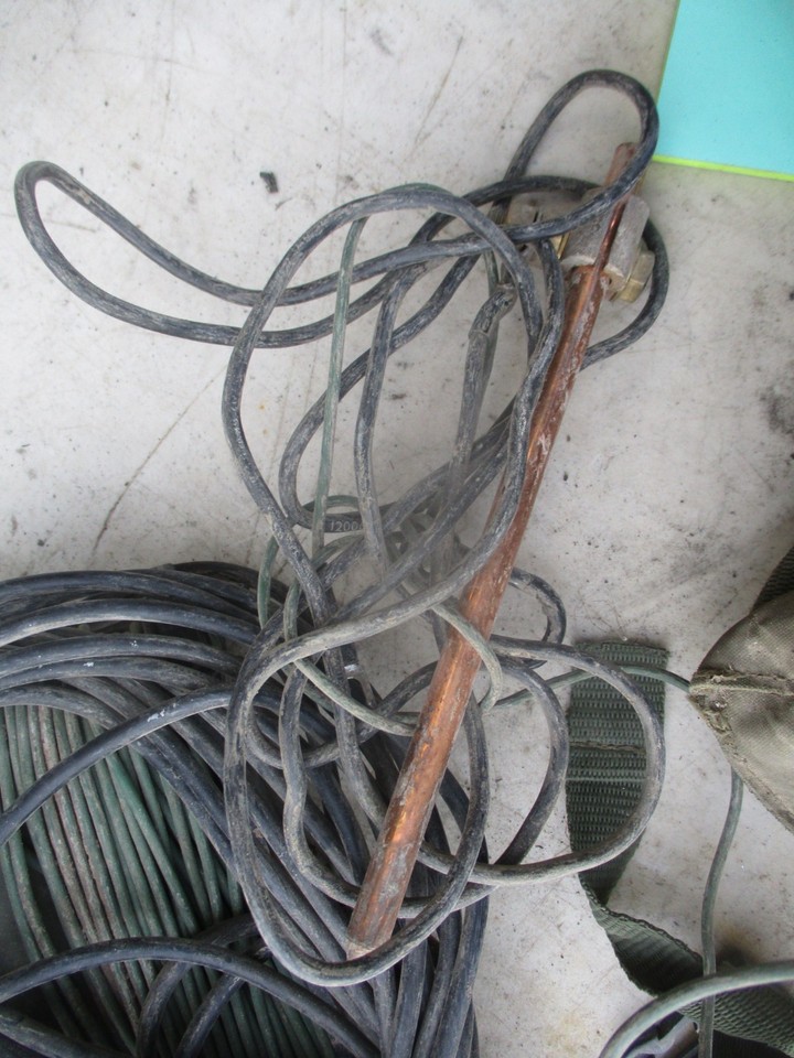 Used RF-1944-AT150 Broadband Antenna by Harris, 2-30mhz 150w, 12006 ...