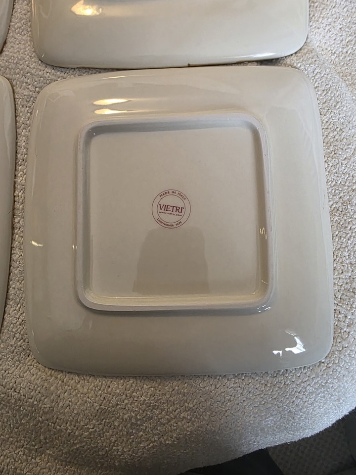 4 Vietri Christmas Old St. Nick Square 8 1/2" Salad Plates Hand Painted ...