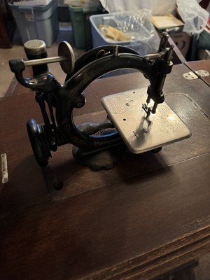 Sewing Machines - Willcox Gibbs Automatic