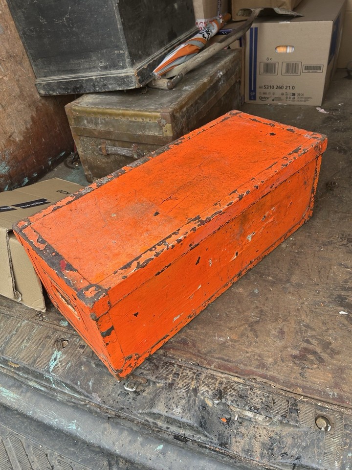 Vintage German Military Foot Locker Trunk Chest Home Storage Coffee ...
