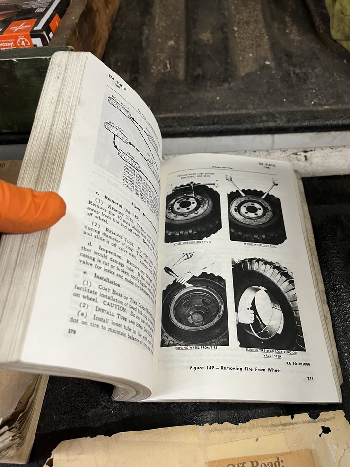 TM 9-810 War Department Technical Manual For 1.5 Ton 6x6 Dodge T-223 WC ...