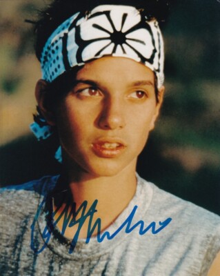 RALPH MACCHIO signed Autogramm 20x25cm COBRA KAI in Person autograph ...