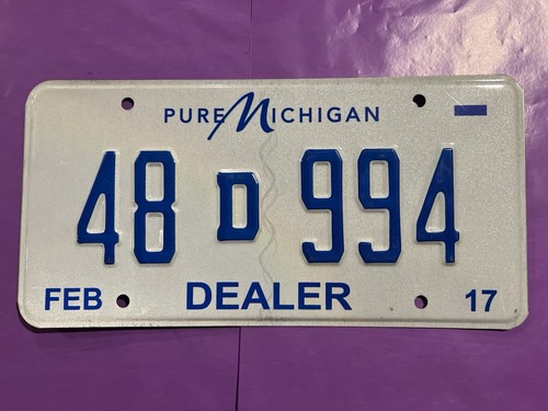 LICENSE PLATES Michigan Pure dealer 48D994 2017 | eBay