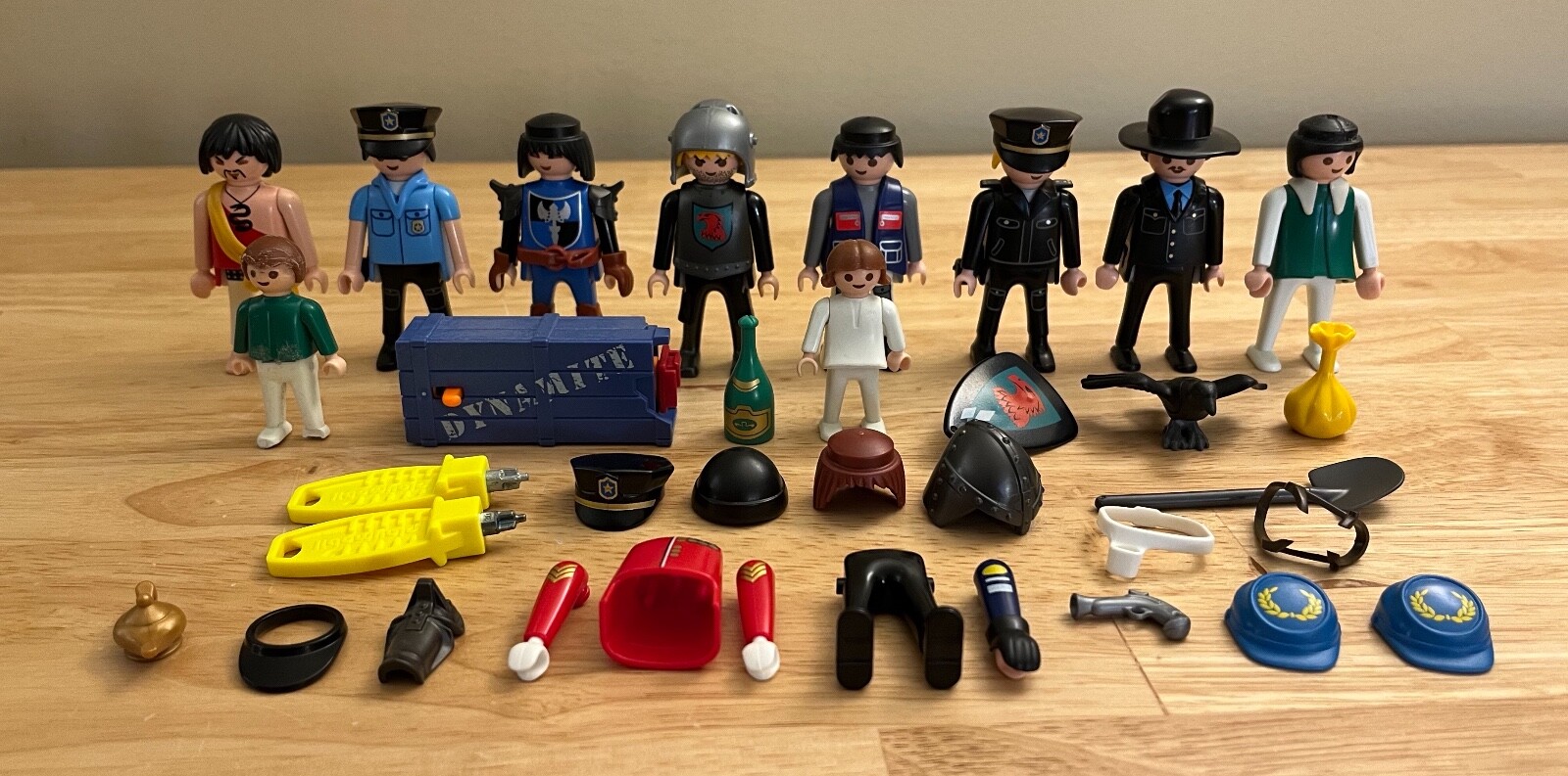 Lot of Playmobil Figures & Accessories: Raven Dynamite Police Knight ...