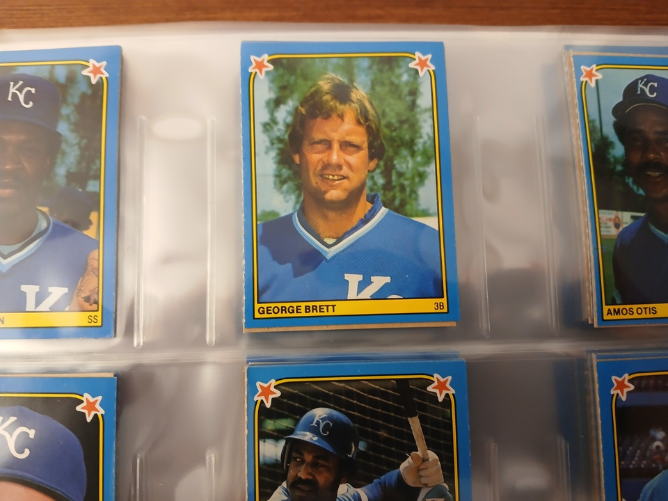 1983 Fleer Baseball Sticker Complete Set ( 270 ) NR.MT. + 27 Team ...