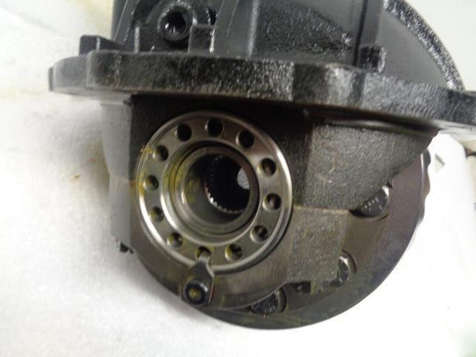 FORD 9 INCH DIFFERENTIAL 3.70 RATIO WITH CURRIE 94026 AND STRANGE U1603 ...