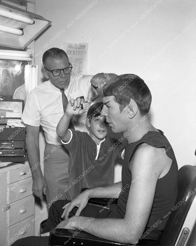 45bx05-135 Leonard Nimoy in makeup chair for original Star Trek TV show ...